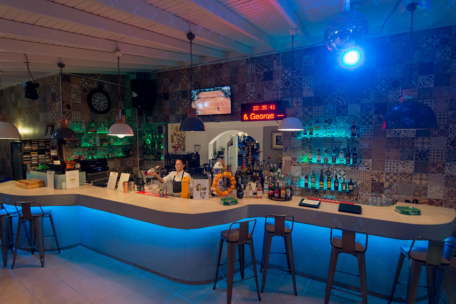 Open Sky Roof Top Bar Amnissos Residence